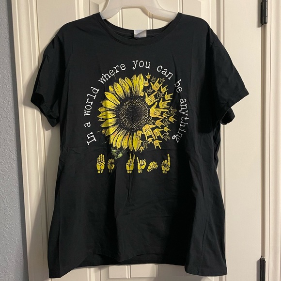 Tops | Womens Xl Asl Be Kind Sunflower T Shirt American Sign Language ...